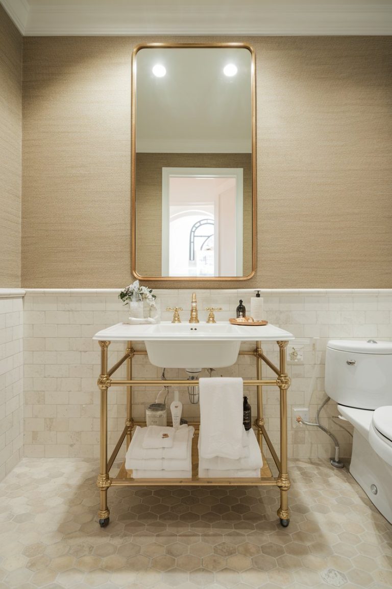 Gold Mirror Decor Ideas 2025: 48 Stunning Ways to Elevate Your Space ...