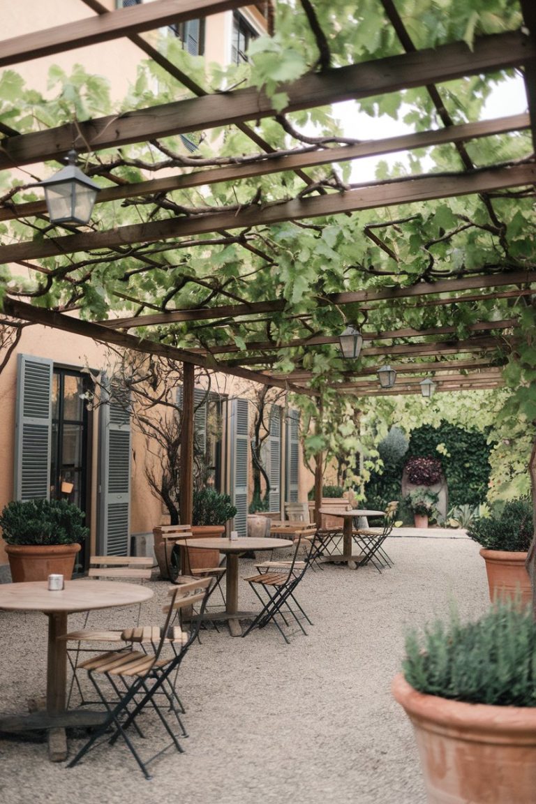 40 Stunning Outdoor Dining Area Ideas 2025 – Covered Patios, Pergolas ...