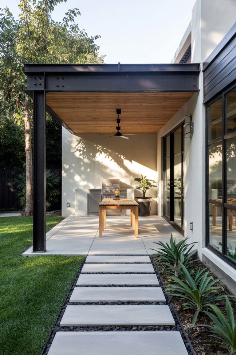 42 Best Back Patio Ideas 2025 for Small Spaces, DIY, Cozy Zones ...